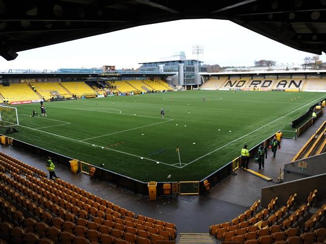 Livingston let fans decide goalkeeper Gary Maley's future as club post ...