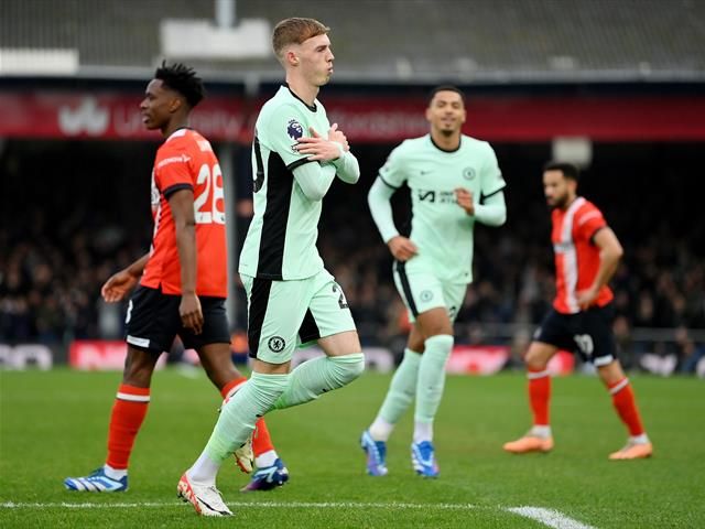 'Brilliant finish' - Cole Palmer fires Chelsea into early lead at Luton ...