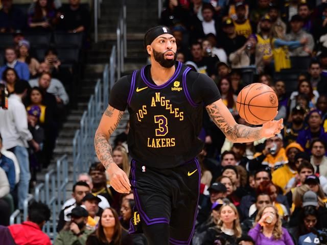 Season-best points tally from Anthony Davis helps Los Angeles Lakers to ...