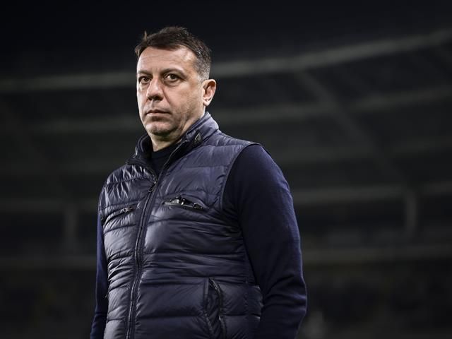 Lecce sack Roberto D’Aversa following apparent ‘headbutt’ on Hellas ...