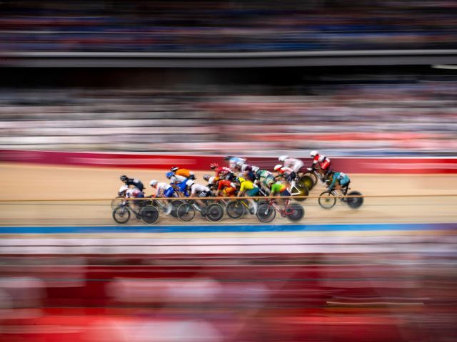 What is the omnium in track cycling at the Olympics? How do the points ...