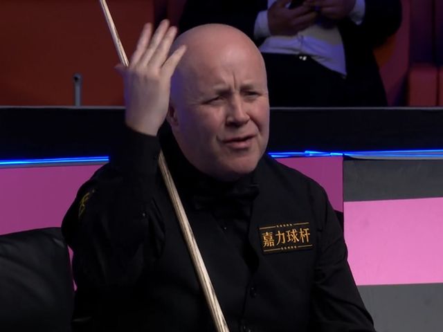 'He wasn't happy!' - John Higgins visibly angry as referee stops Chris ...