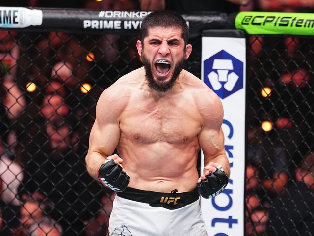 Islam Makhachev defeats Renato Moicano by submission at UFC 311! - TNT ...
