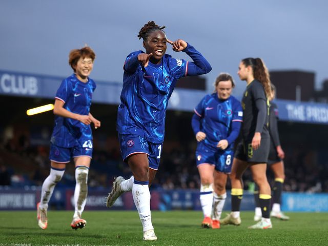 Women's FA Cup: Chelsea come from behind to rout Everton, Arsenal and ...