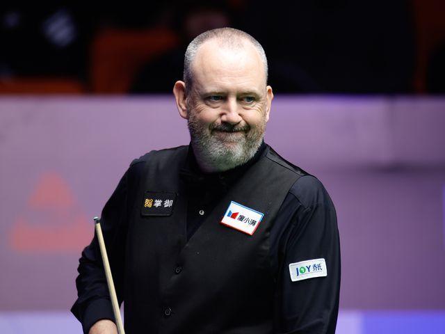 'Amazing' - Mark Williams celebrates UK Championship first-round win ...
