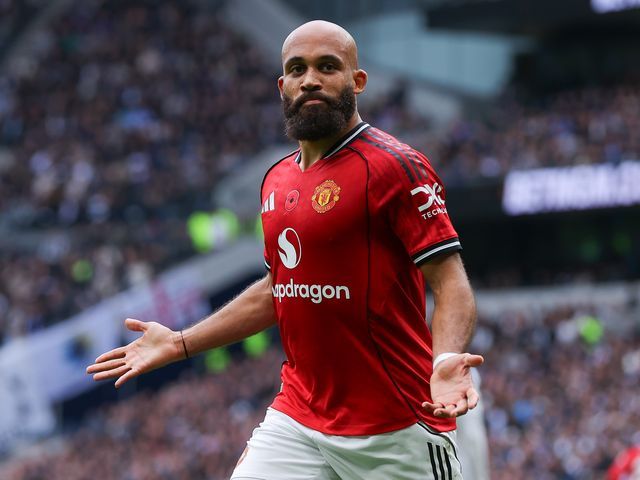 Bryan Mbeumo heads Manchester United into the lead against Tottenham ...