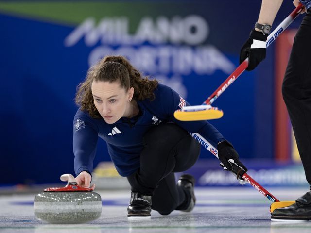 Jennifer Dodds' 'special' shot puts Canada on brink as Great Britain ...