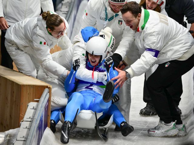 Andrea Voetter and Marion Oberhofer win HISTORIC luge women's doubles ...